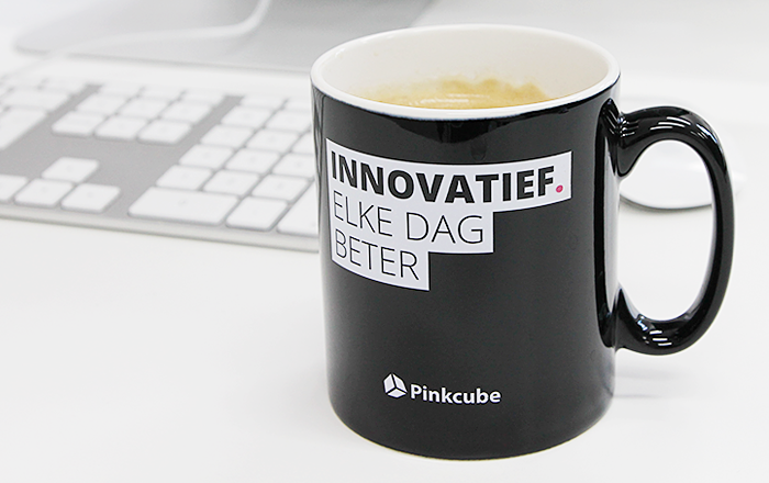 Over Pinkcube | Pinkcube